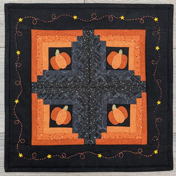 Midnight in the Pumpkin Patch Pattern - Pohlar Fabrics